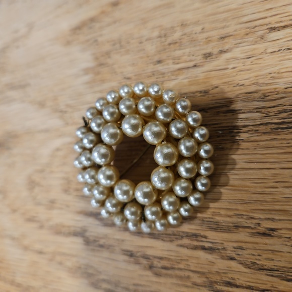 unknown | Accessories | Vintage Pearl Brooch | Poshmark